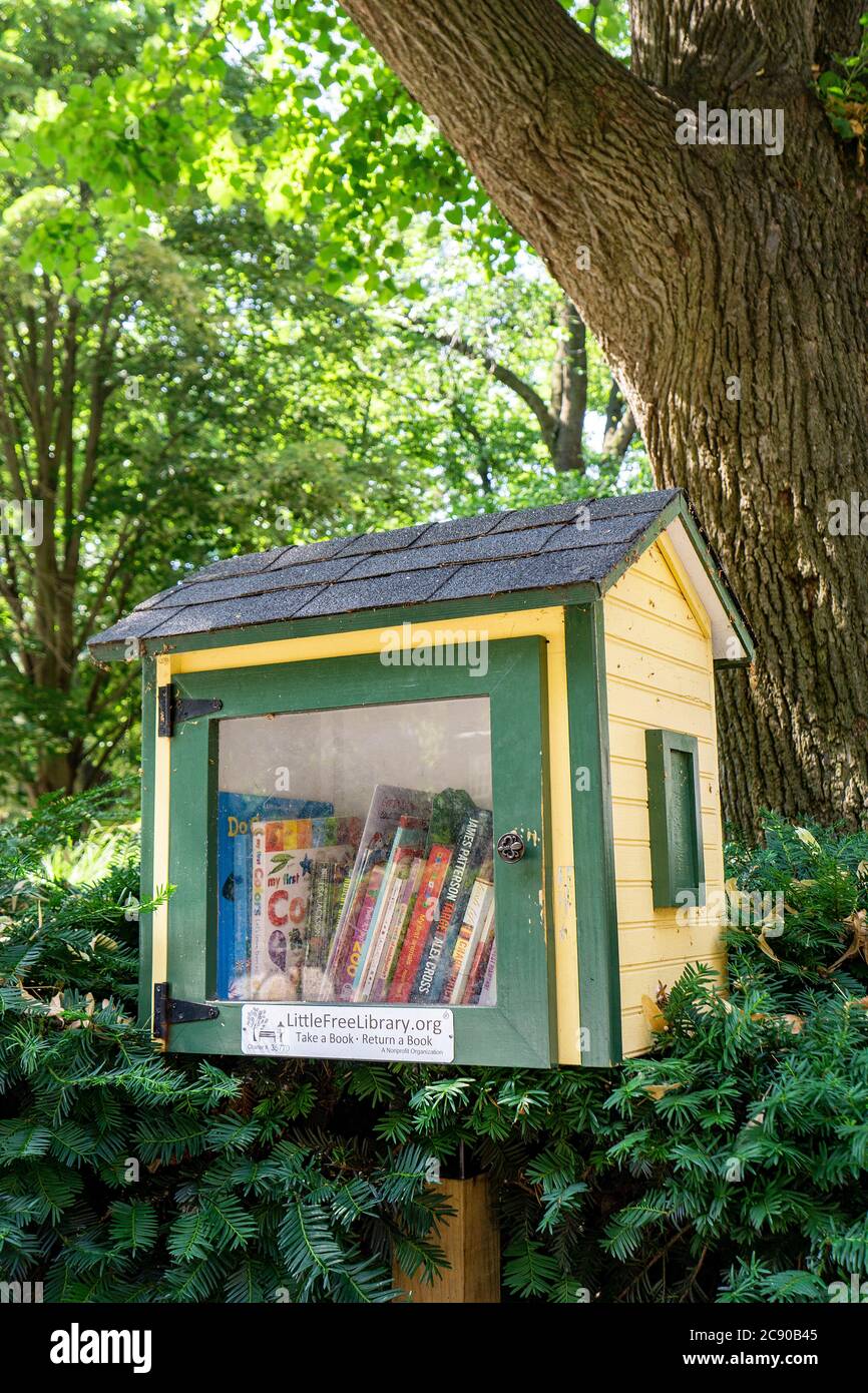 Little Free Library, Stuyvesant Square Park, New York City, New York ...