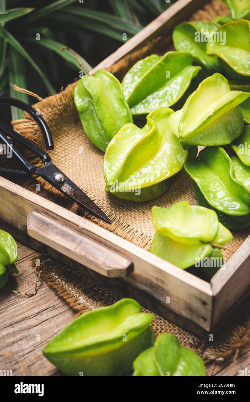 Starfruit hi-res stock photography and images - Alamy