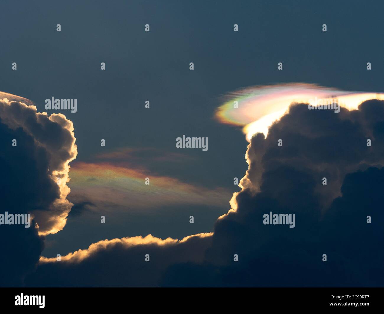 Diffraction patterns hi-res stock photography and images - Alamy