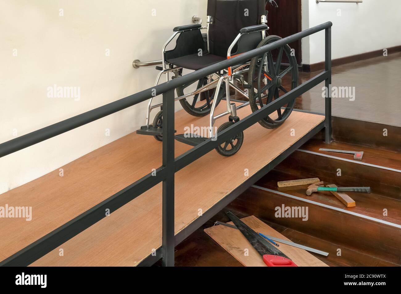 Wheelchair ramp house hi-res stock photography and images - Alamy