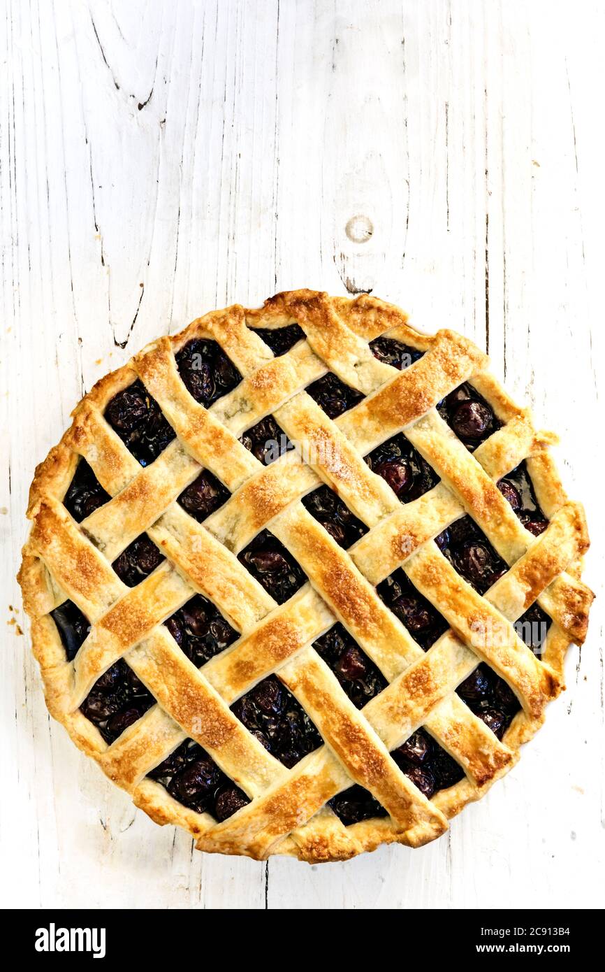 Rustic whole cherry pie hi-res stock photography and images - Alamy