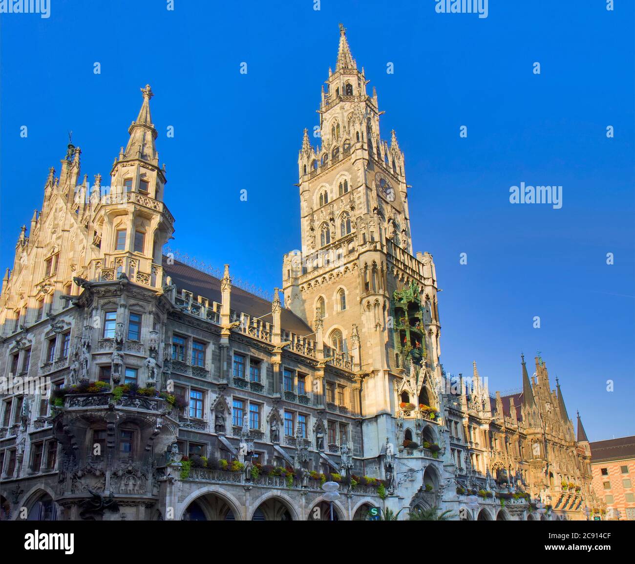 Central square in the city centre of Munich, Germany Stock Photo - Alamy