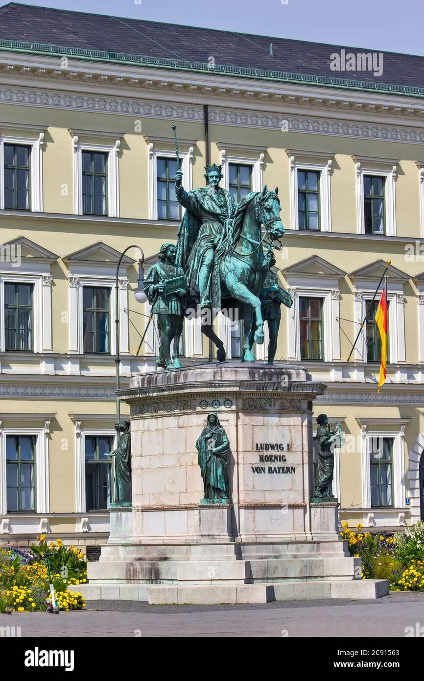 King Ludwig statue in Munich, Germany Stock Photo - Alamy