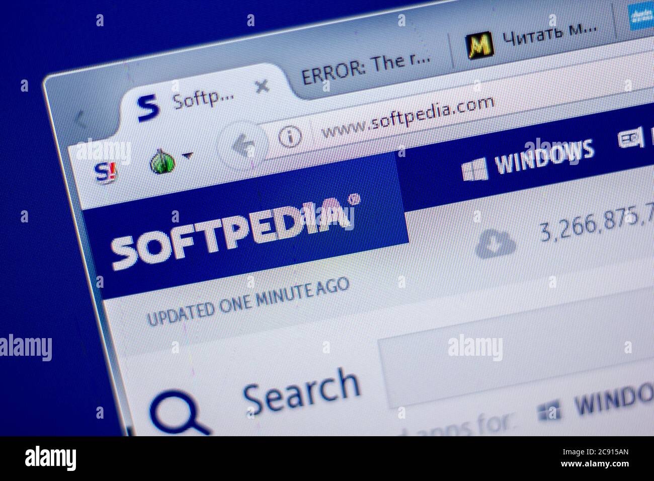 Ryazan, Russia - June 05, 2018: Homepage of SoftPedia website on the ...