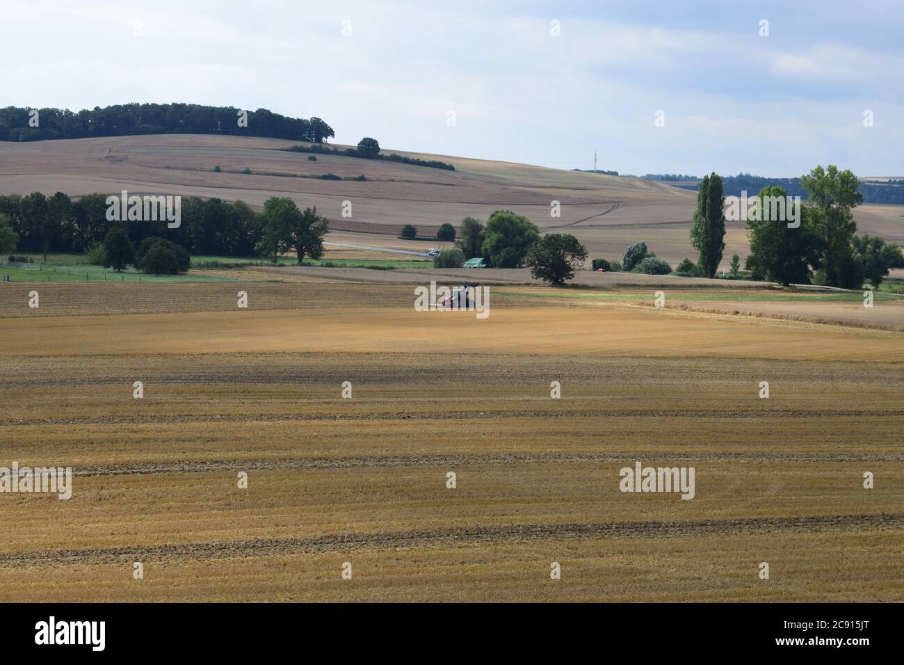 Rolling wheat fields harvested land hi-res stock photography and images ...