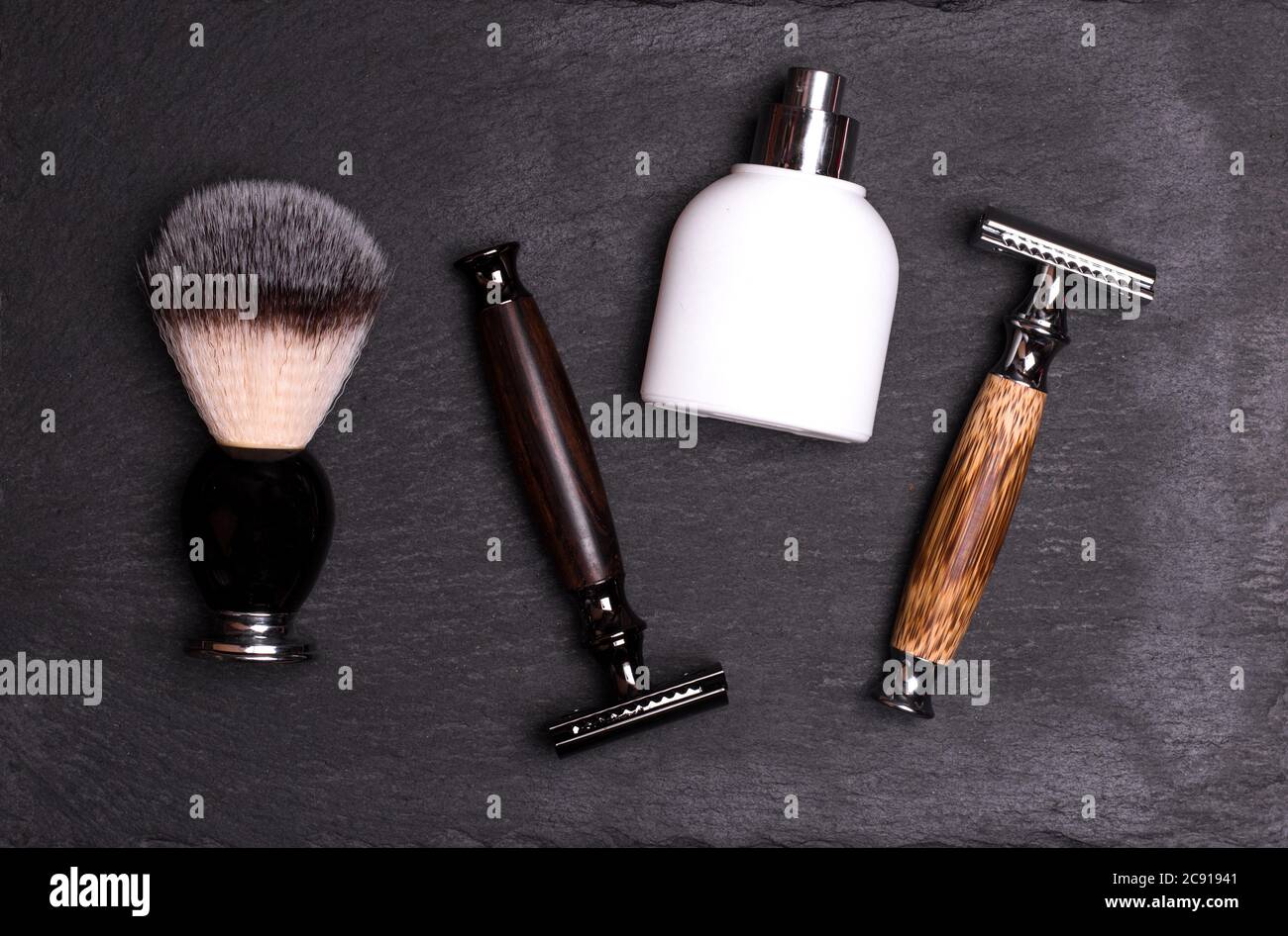 Straight razors hi-res stock photography and images - Alamy