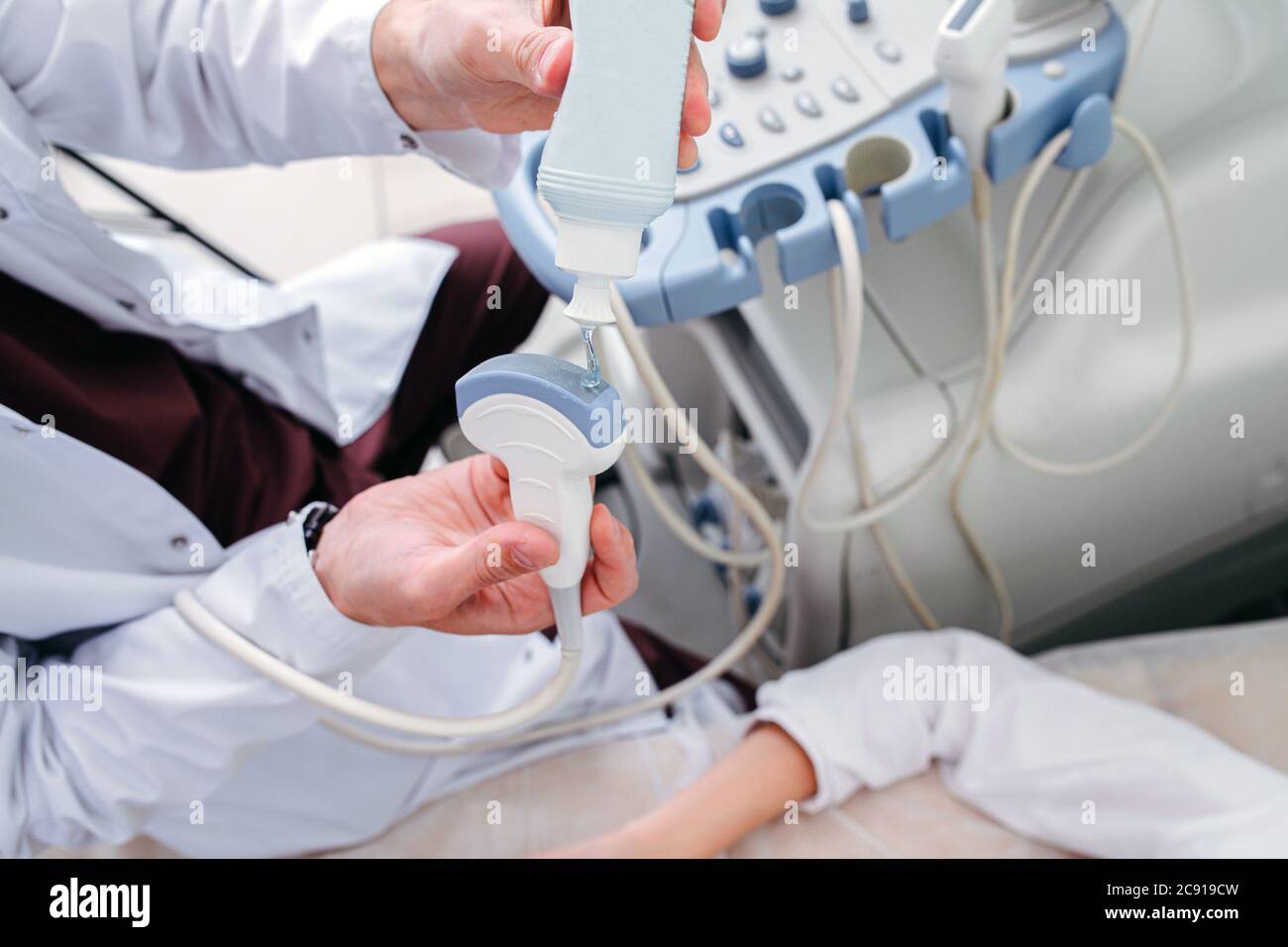 Ultrasound probe hi-res stock photography and images - Alamy