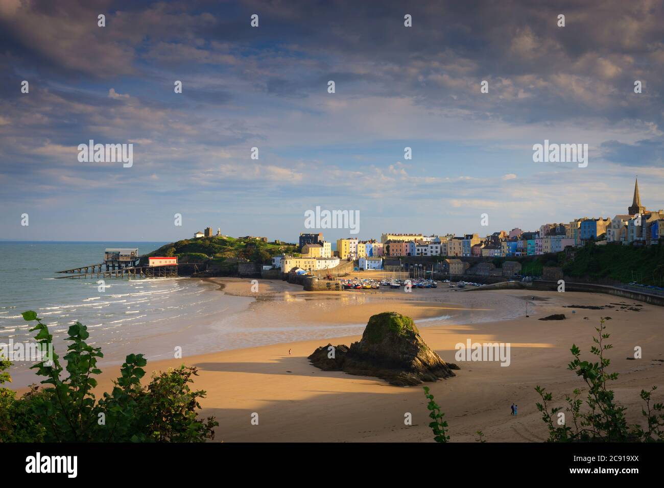 Tenby Harbour & North beach Tenby Pembrokeshire Wales Stock Photo - Alamy