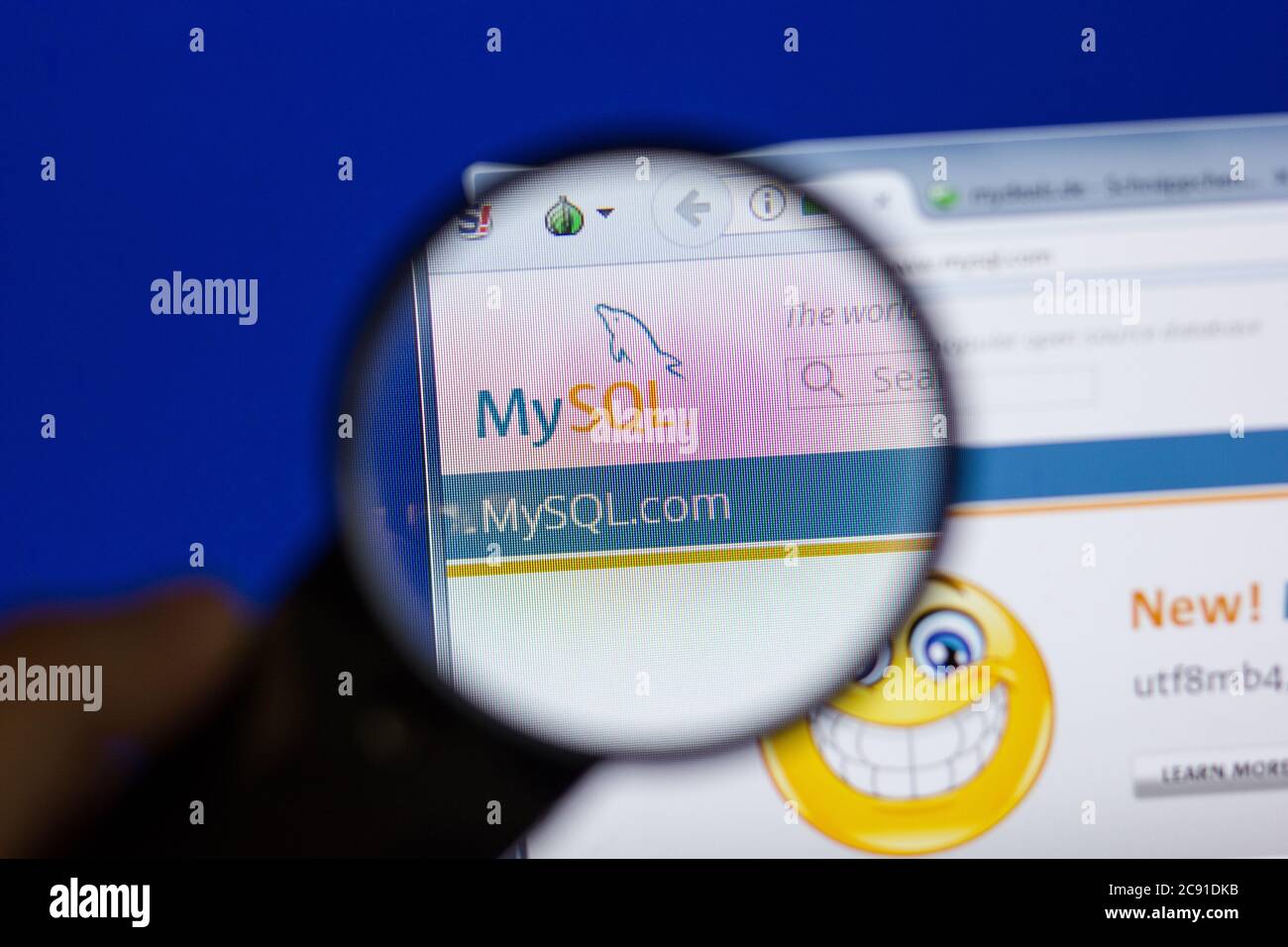 Mysql logo hi-res stock photography and images - Alamy