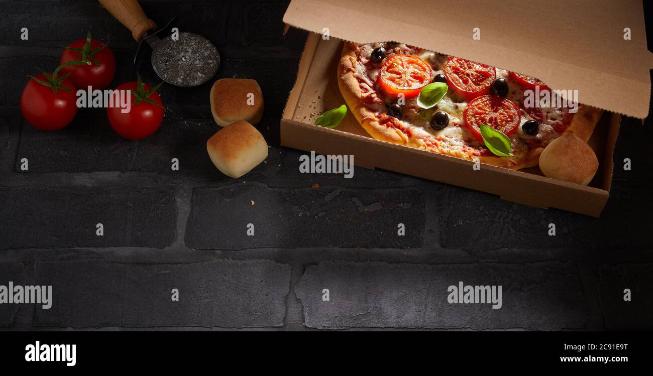 Packed in a box hi-res stock photography and images - Alamy