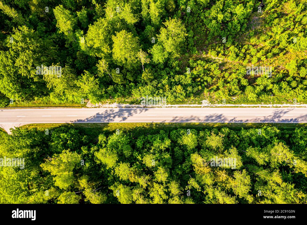 Road high angle background hi-res stock photography and images - Alamy