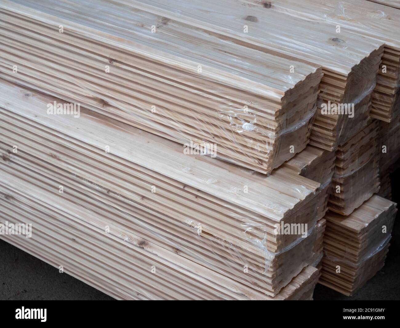 Horizontal stack timber logs hi-res stock photography and images - Alamy