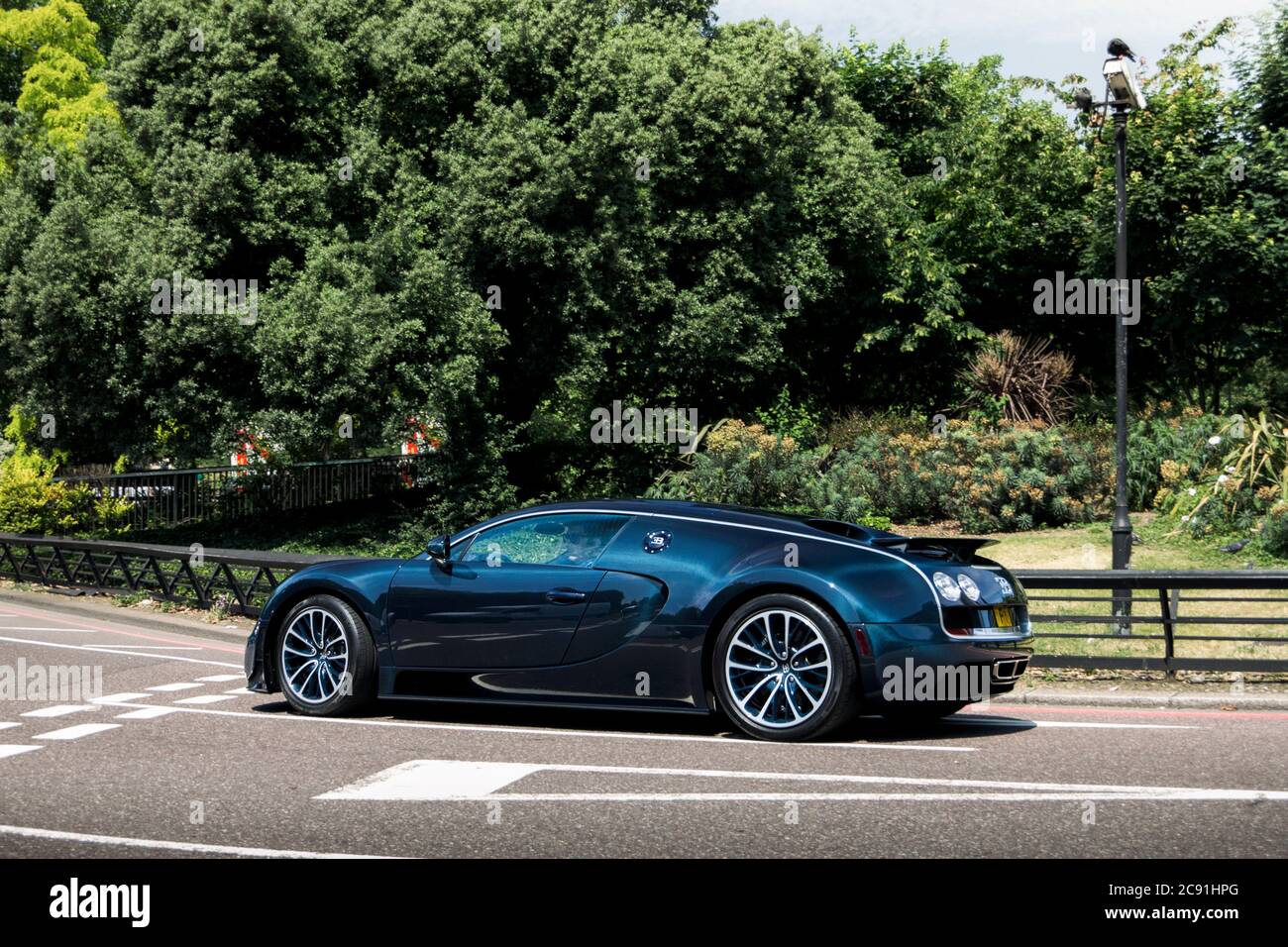 Bugatti Veyron Super Sport Chrome