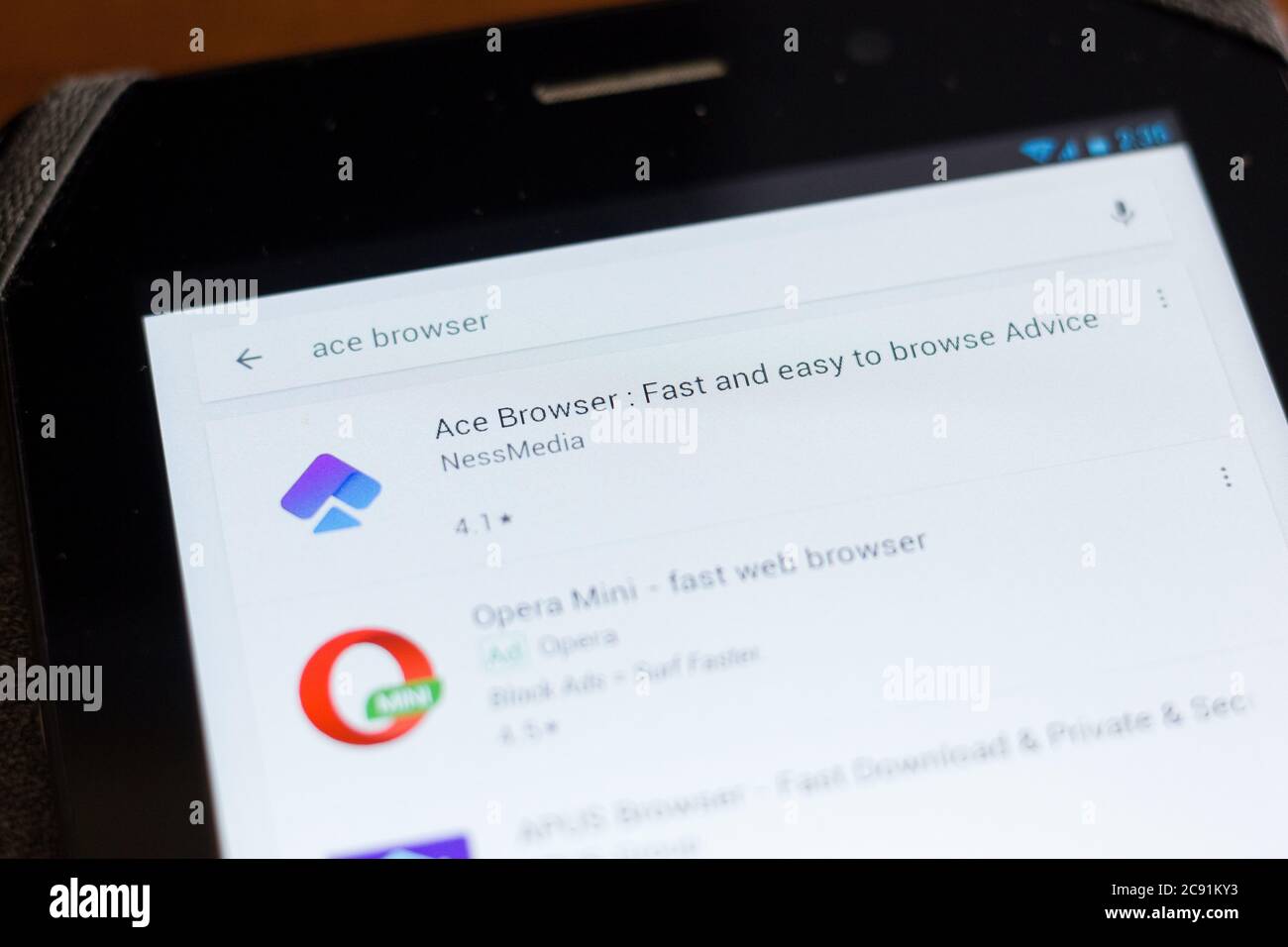 Ace browser hi-res stock photography and images - Alamy
