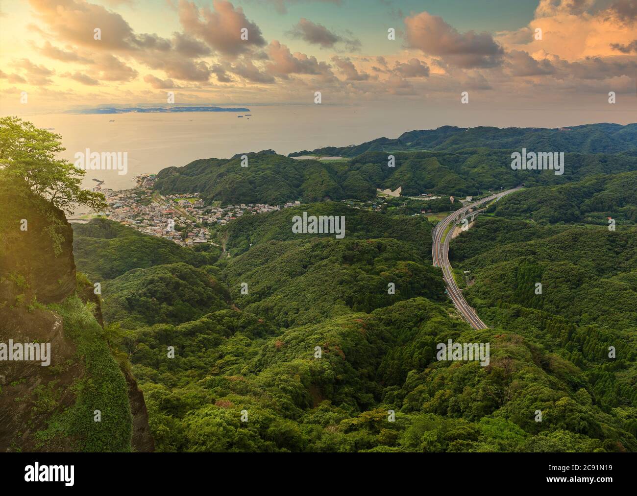 Futtsu tateyama road hi-res stock photography and images - Alamy