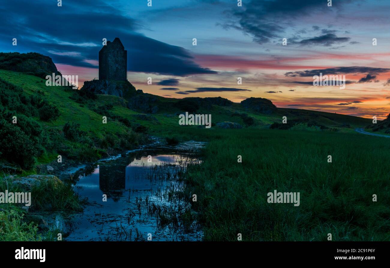 Scottish tower hi-res stock photography and images - Alamy