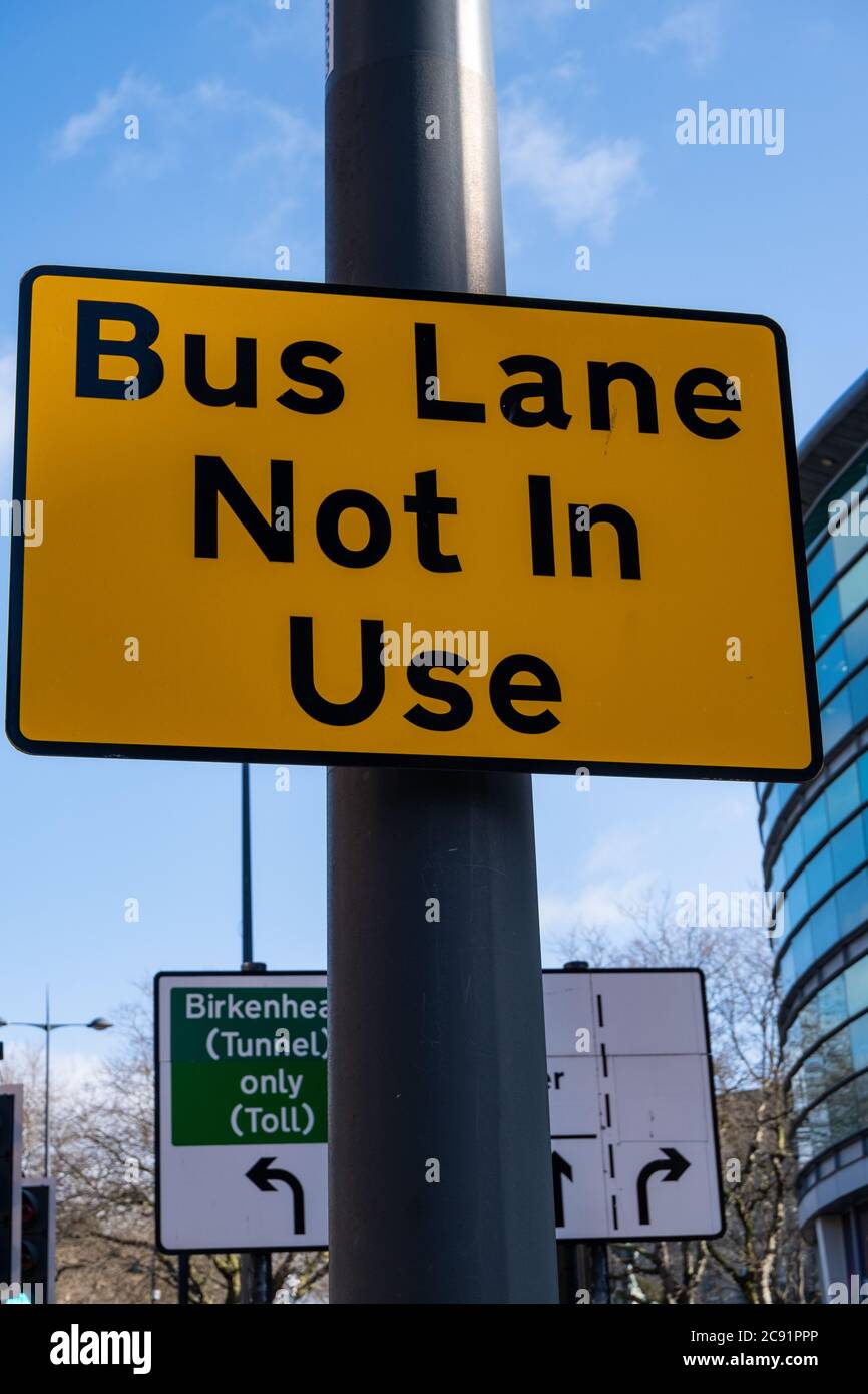 Bus public transport liverpool merseyside hi-res stock photography and ...
