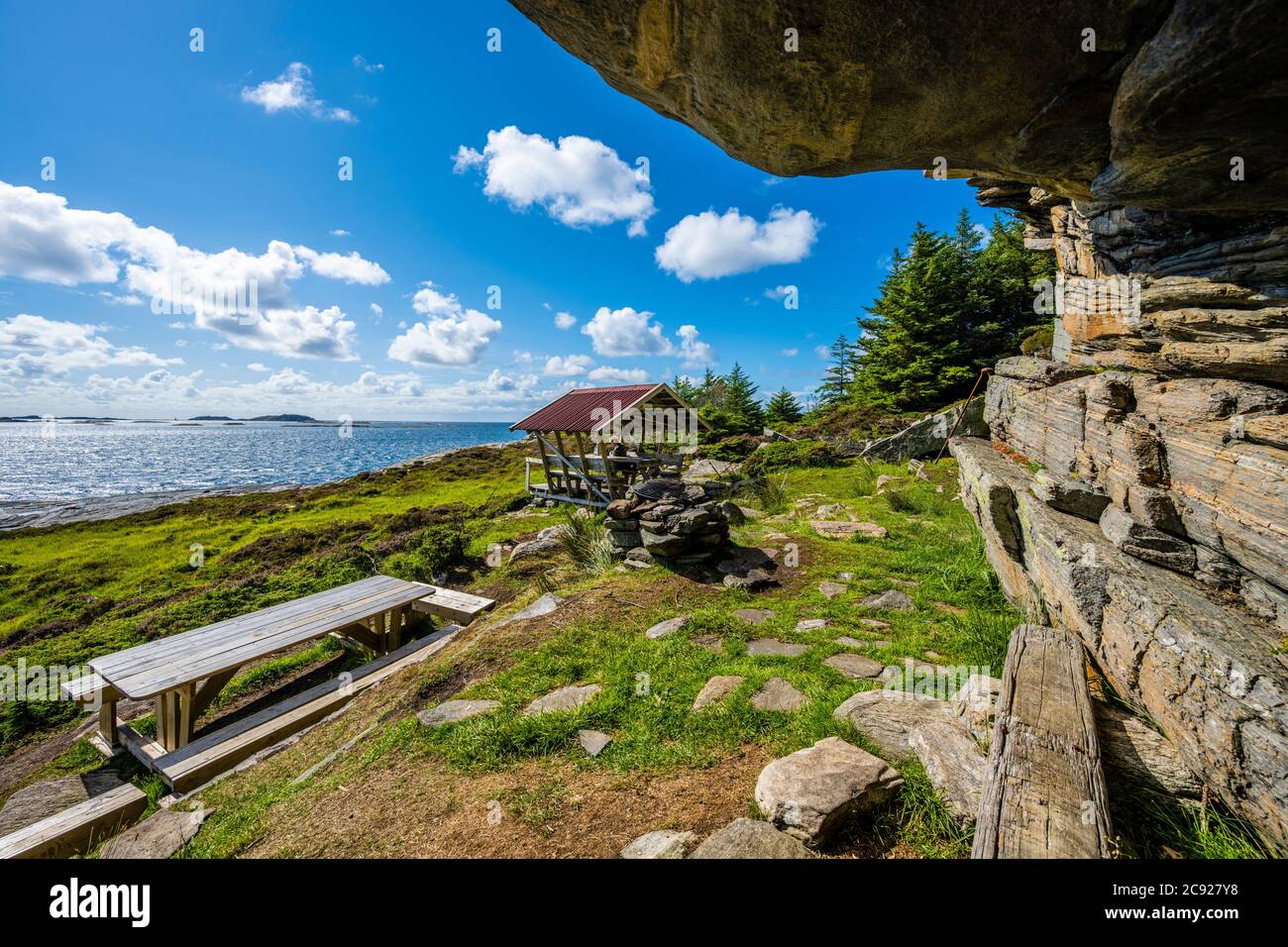 Coast north of bergen hi-res stock photography and images - Alamy