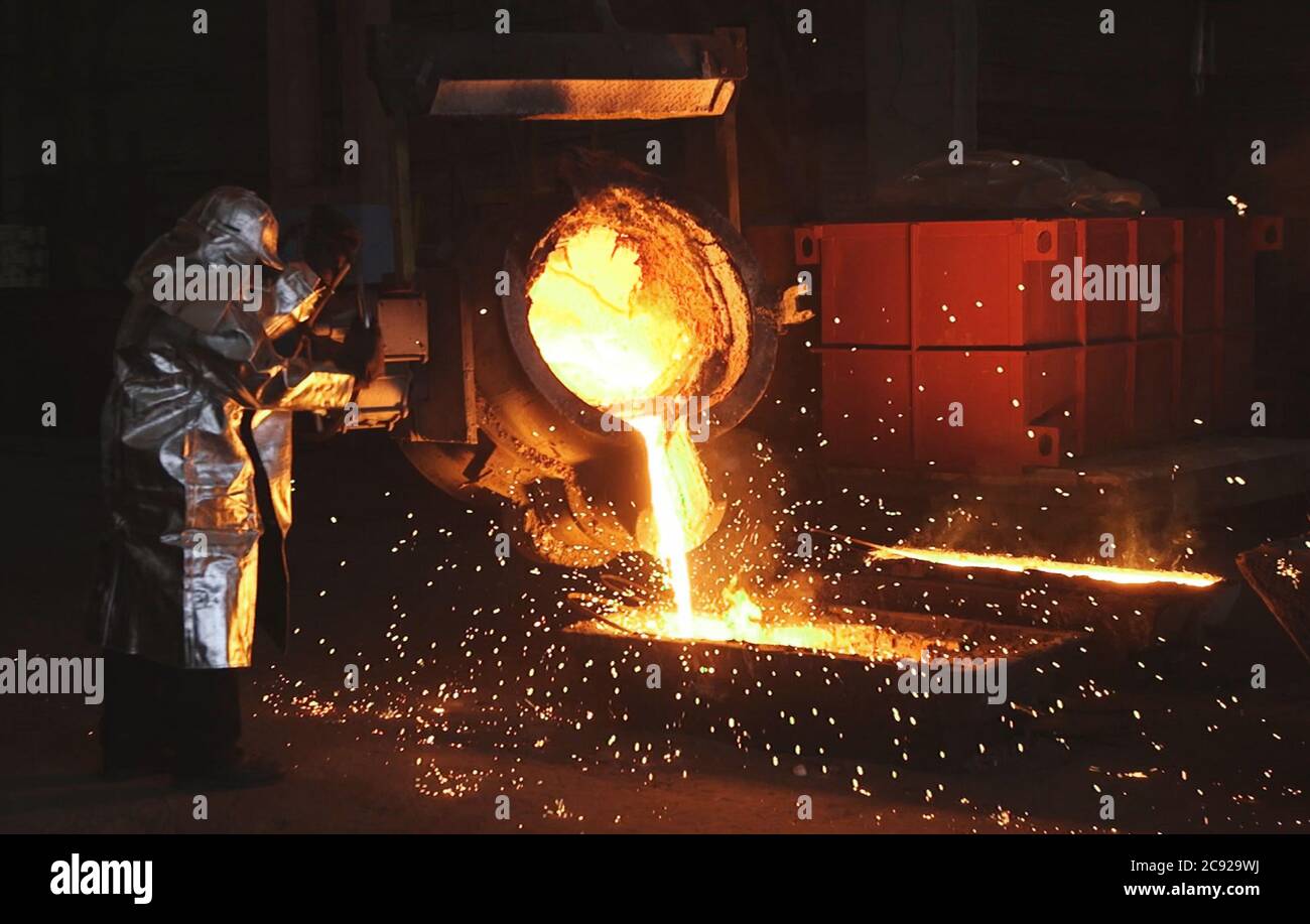 Factory iron smelting hi-res stock photography and images - Alamy
