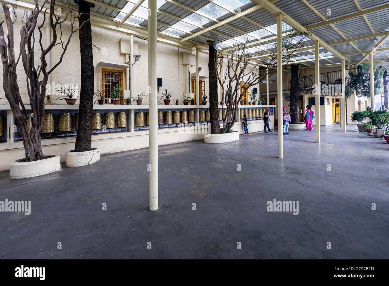 Dharamsala dalai lama temple hi-res stock photography and images - Alamy