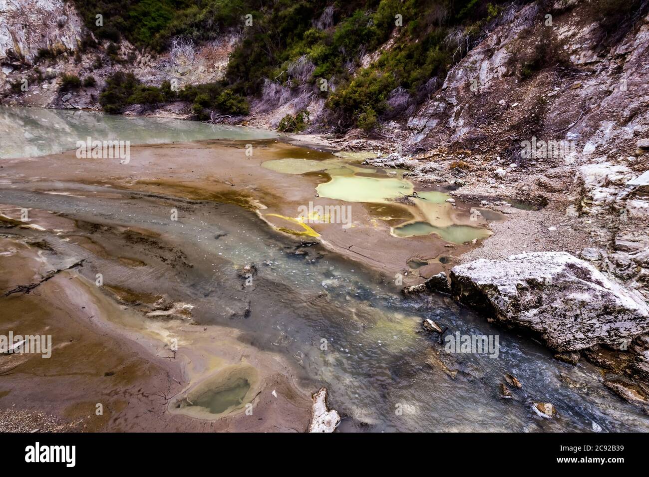 Mud and sulfur pool at Wai-O-Tapu thermal wonderland, Rotorua, New ...