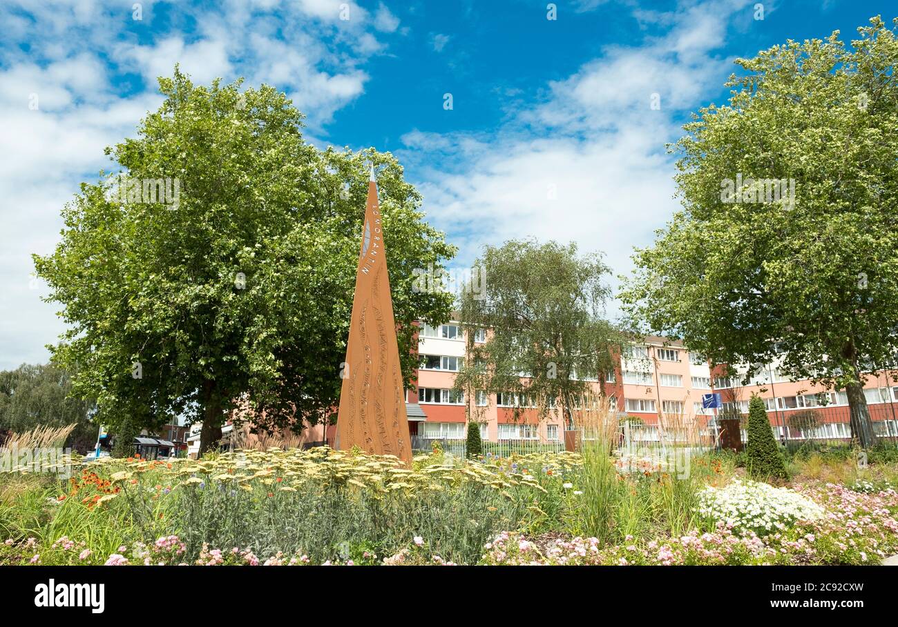 Rusty Metal Garden Feature High Resolution Stock Photography and Images ...