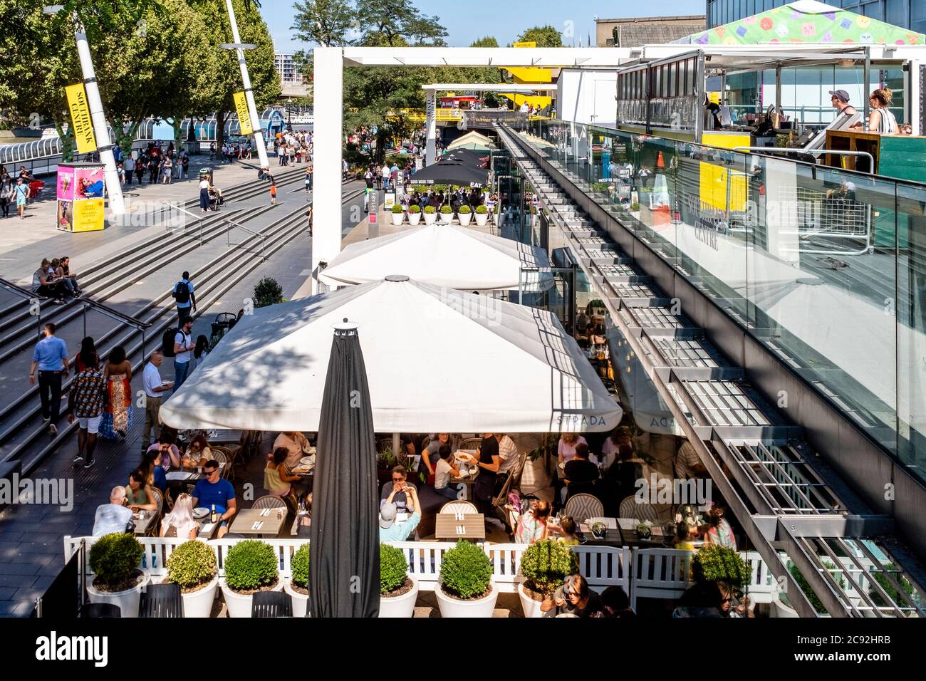 South bank restaurant hi-res stock photography and images - Alamy