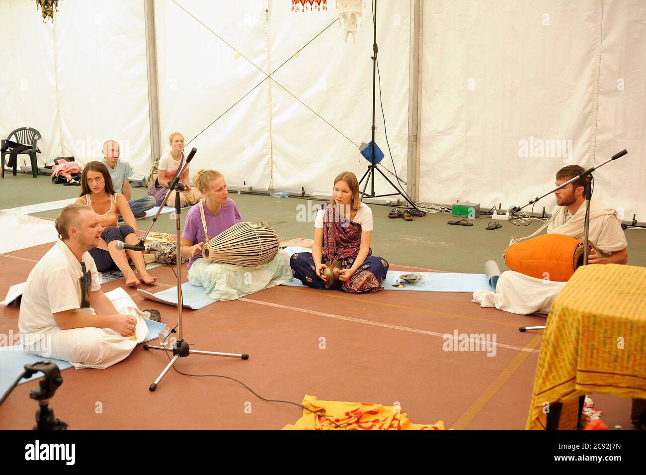 Indian musical instruments hi-res stock photography and images - Alamy