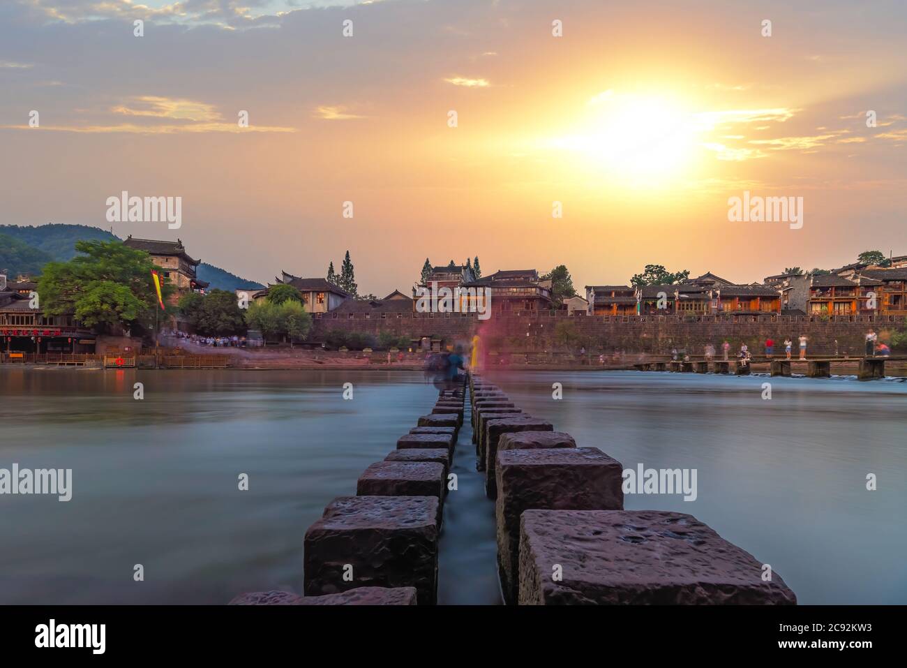 People fenghuang hi-res stock photography and images - Alamy