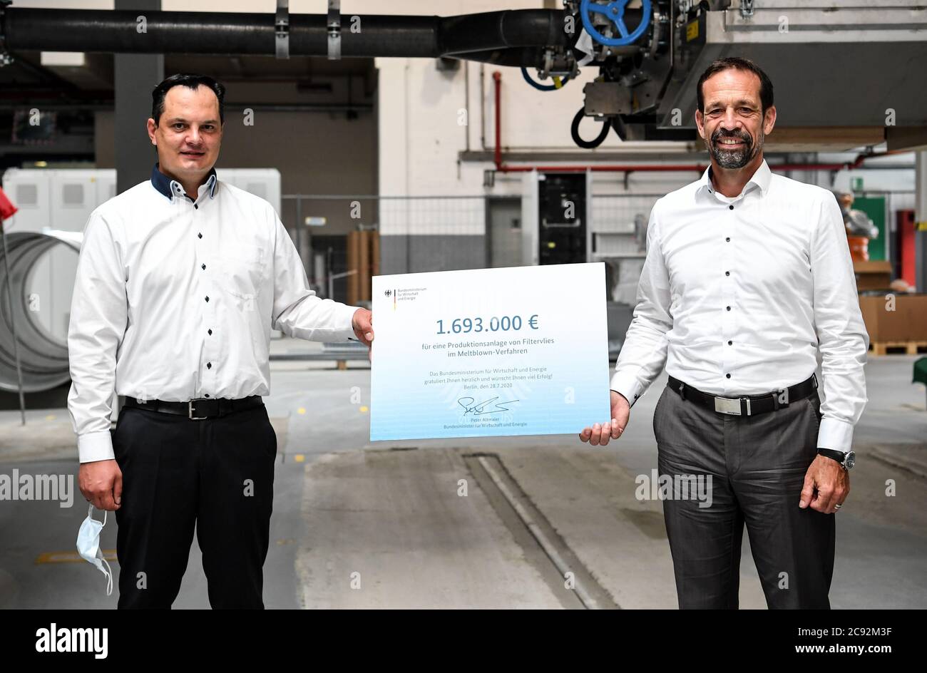 Fiberweb hi-res stock photography and images - Alamy