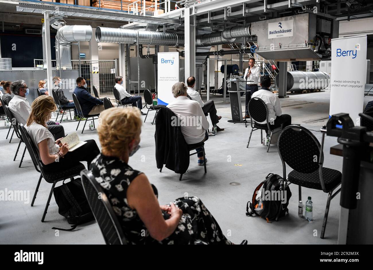 Fiberweb hi-res stock photography and images - Alamy