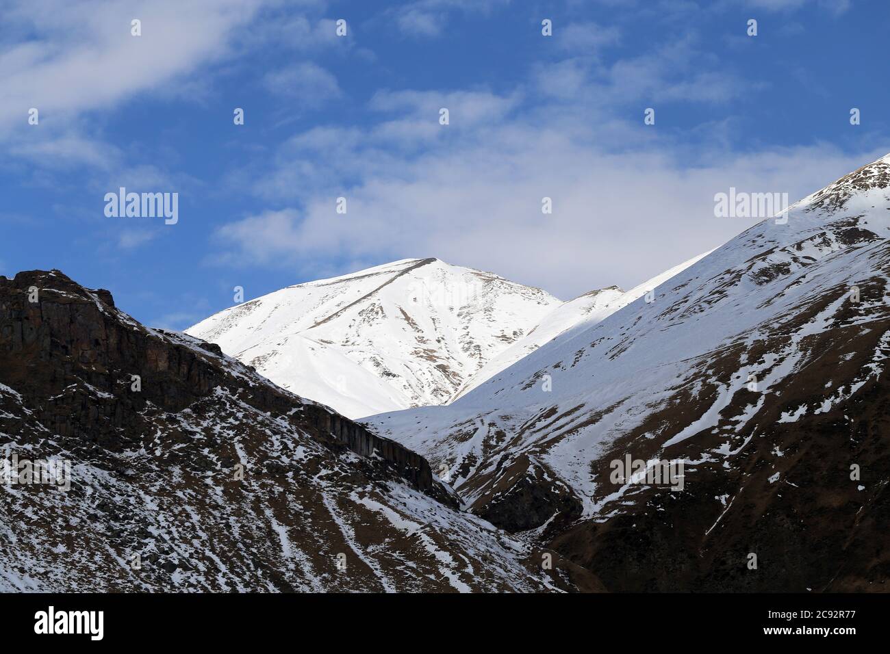 Photos of the beautiful mountains, snow-covered landscape from Georgia ...