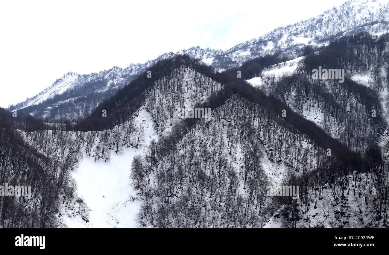 Photos of the beautiful mountains, snow-covered landscape from Georgia ...