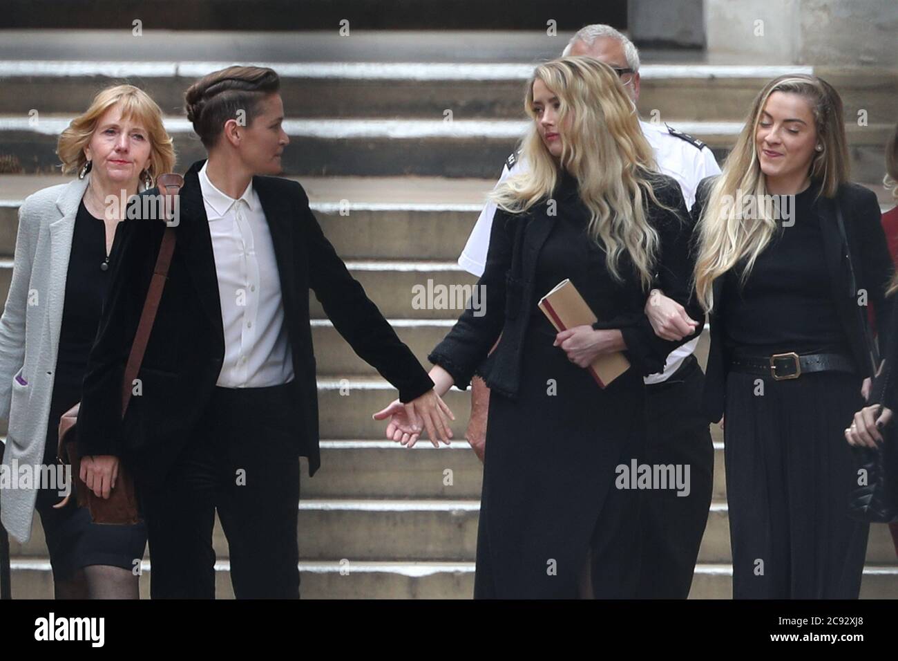 Amber Heard Girlfriend