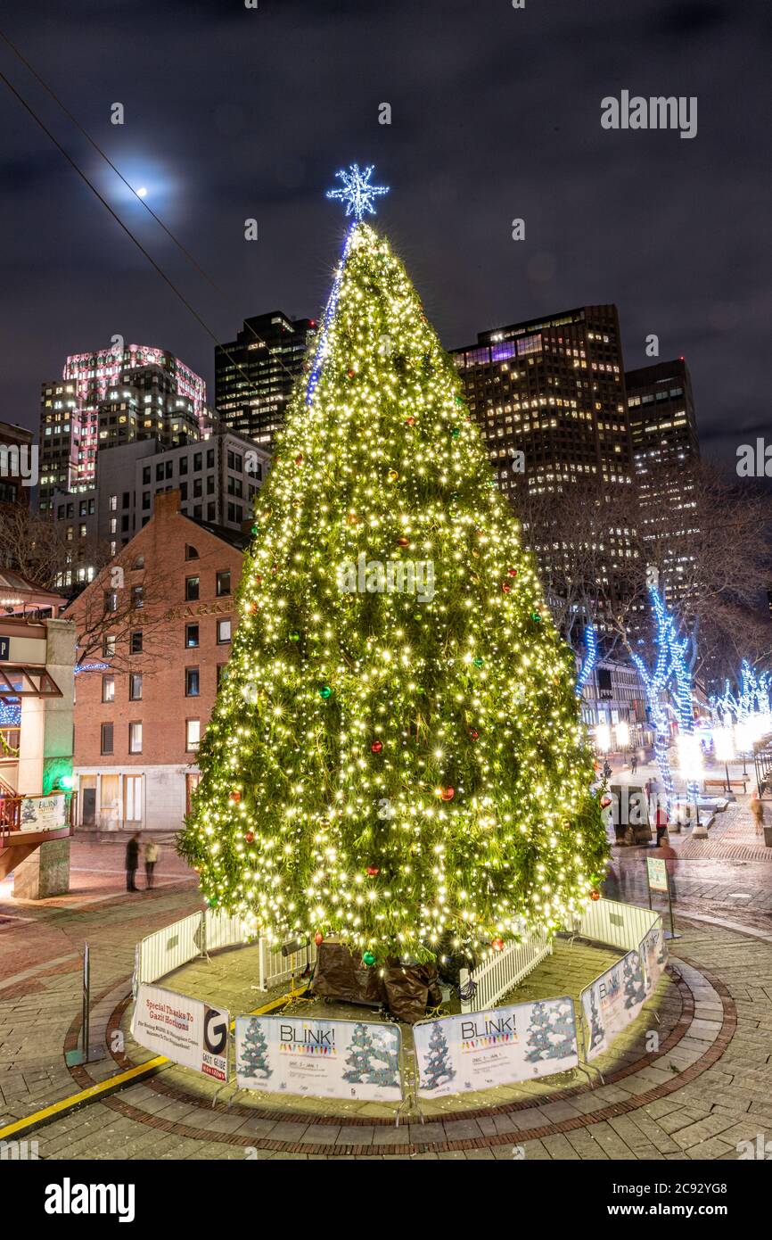 Boston christmas tree hi-res stock photography and images - Alamy