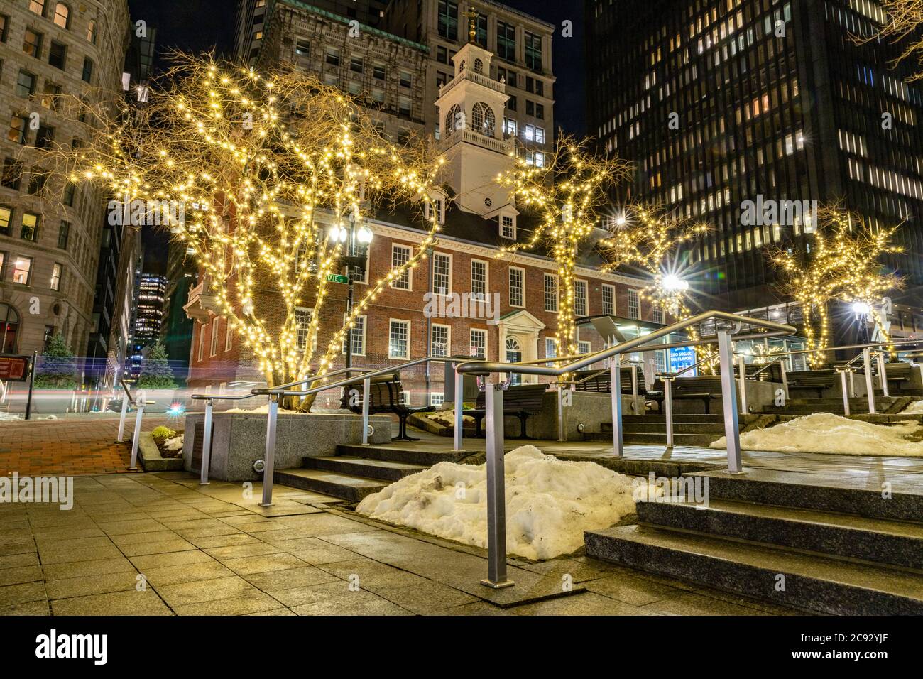 Boston traffic lights hi-res stock photography and images - Alamy