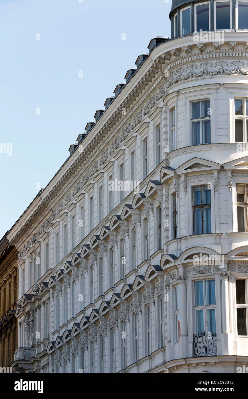 Facade of buildings with traditional architecture in Vienna, Austria ...