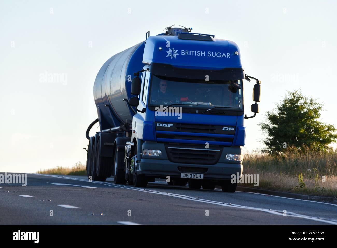 British Sugar DAF dry powder tanker driving along a thew A629 Woodhead ...