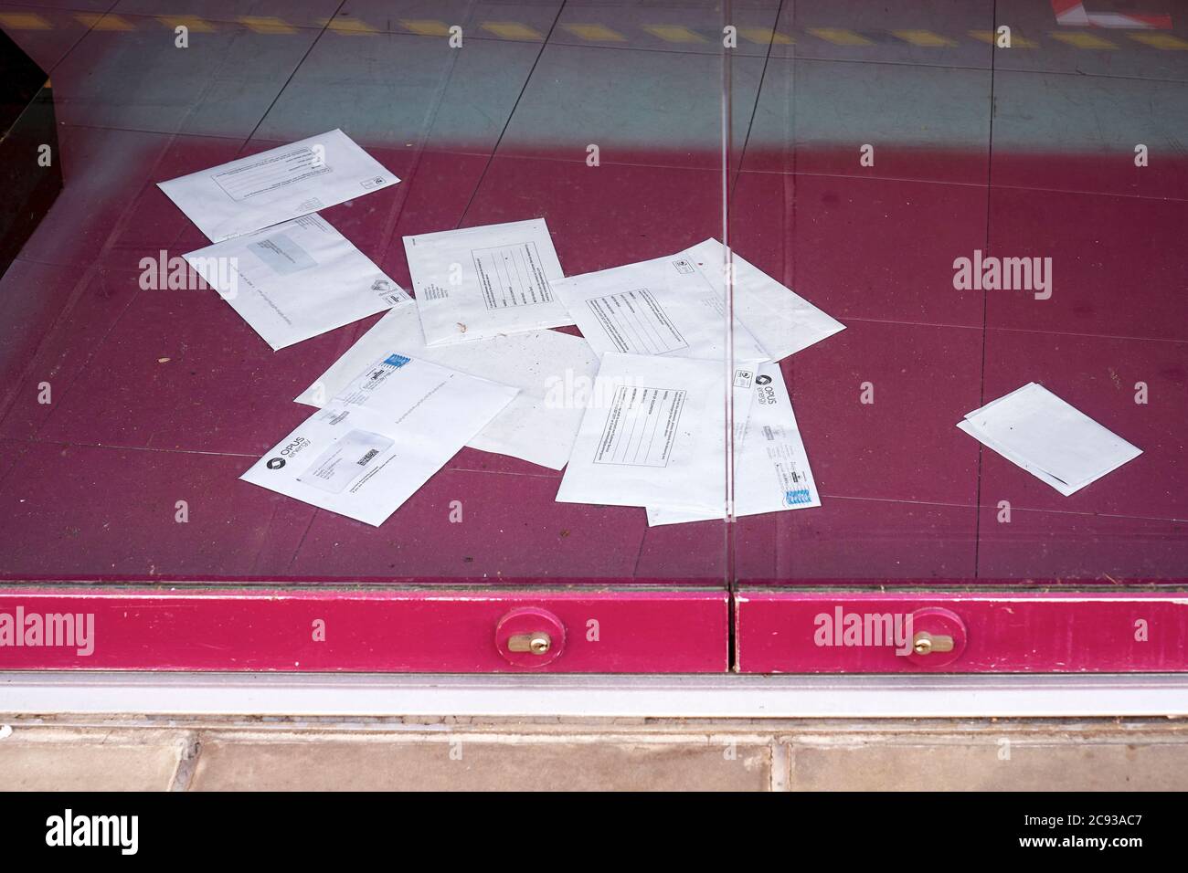 Glass letters hi-res stock photography and images - Alamy