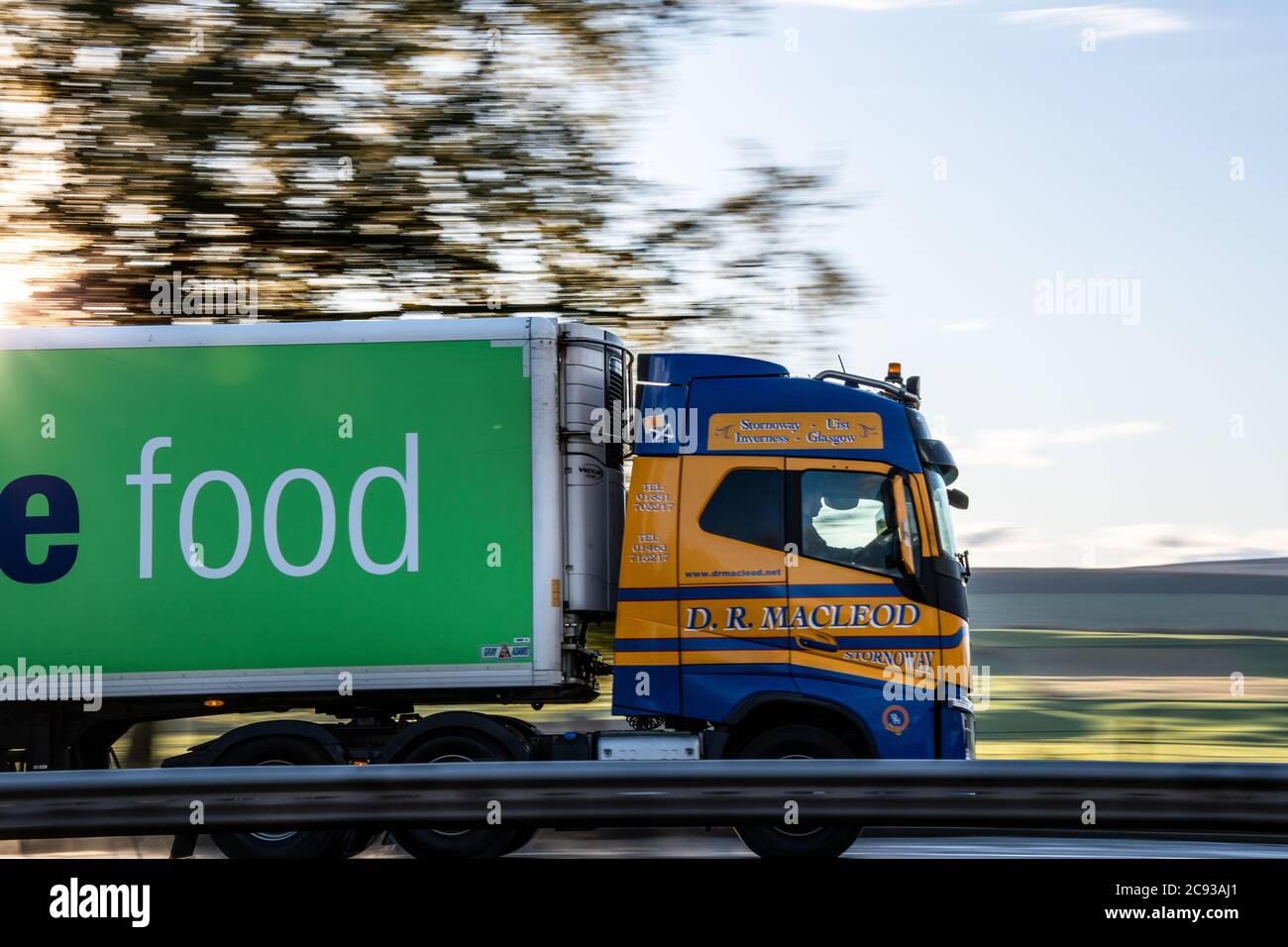 Refrigerated trailer hi-res stock photography and images - Alamy