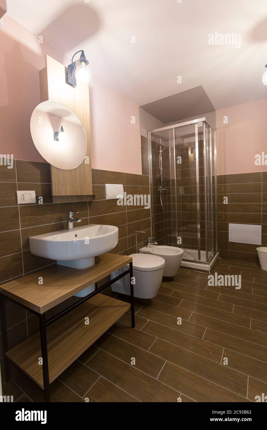 Interior shot of a modern loft flat, no people are visible Stock Photo ...