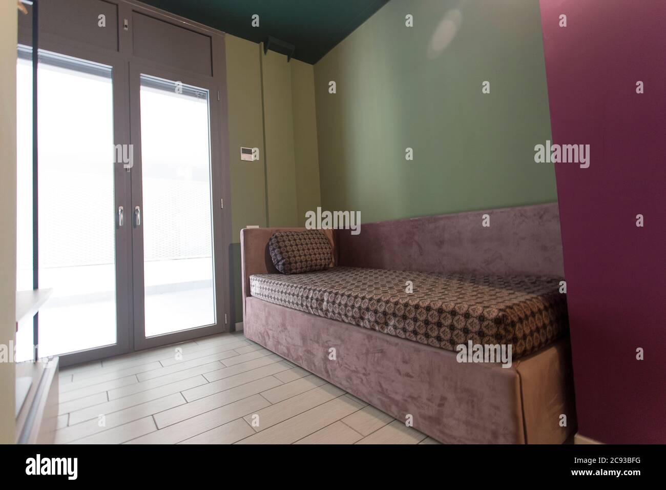 Interior shot of a modern loft flat, no people are visible Stock Photo ...