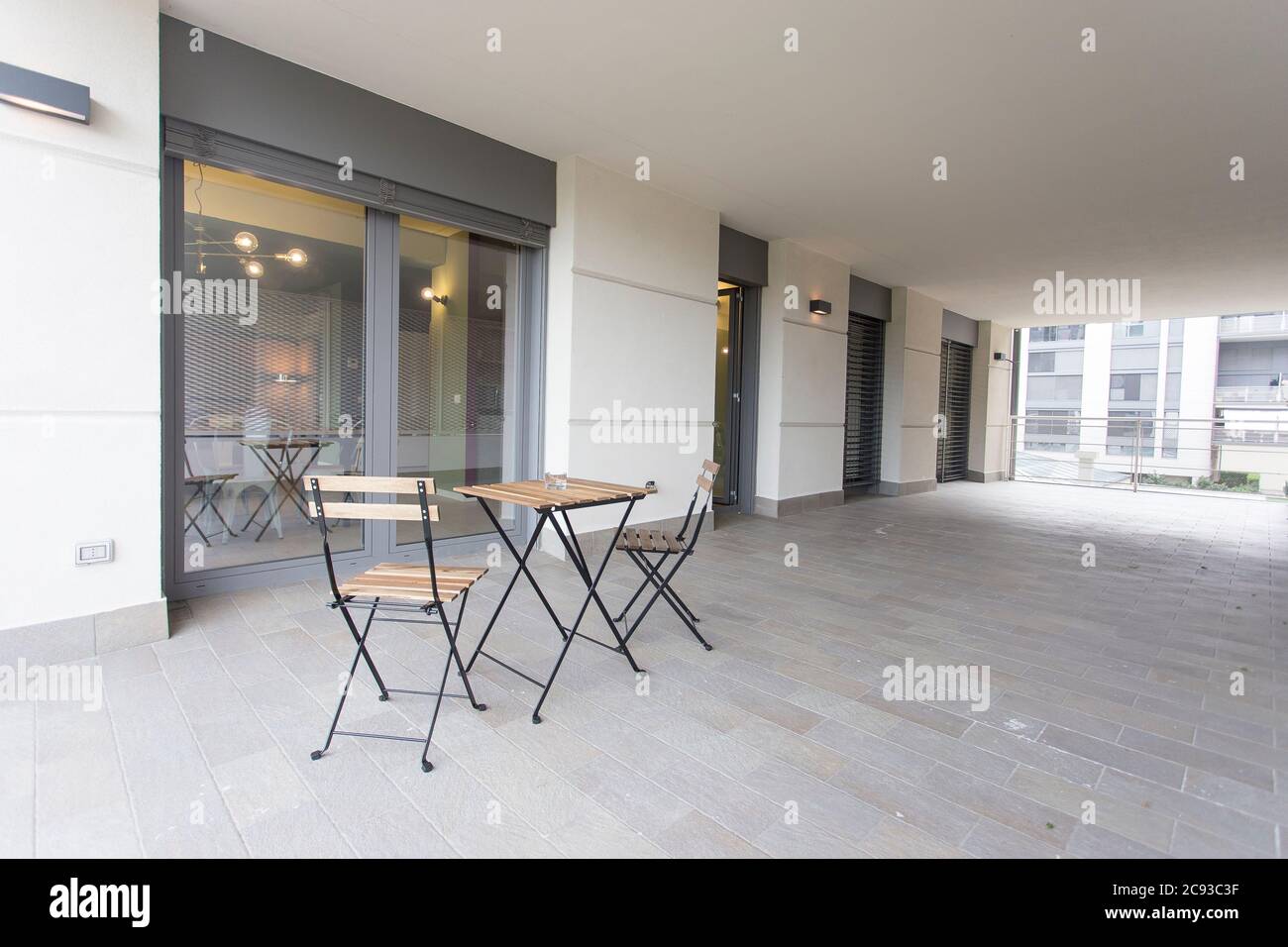 Interior shot of a modern loft flat, no people are visible Stock Photo ...