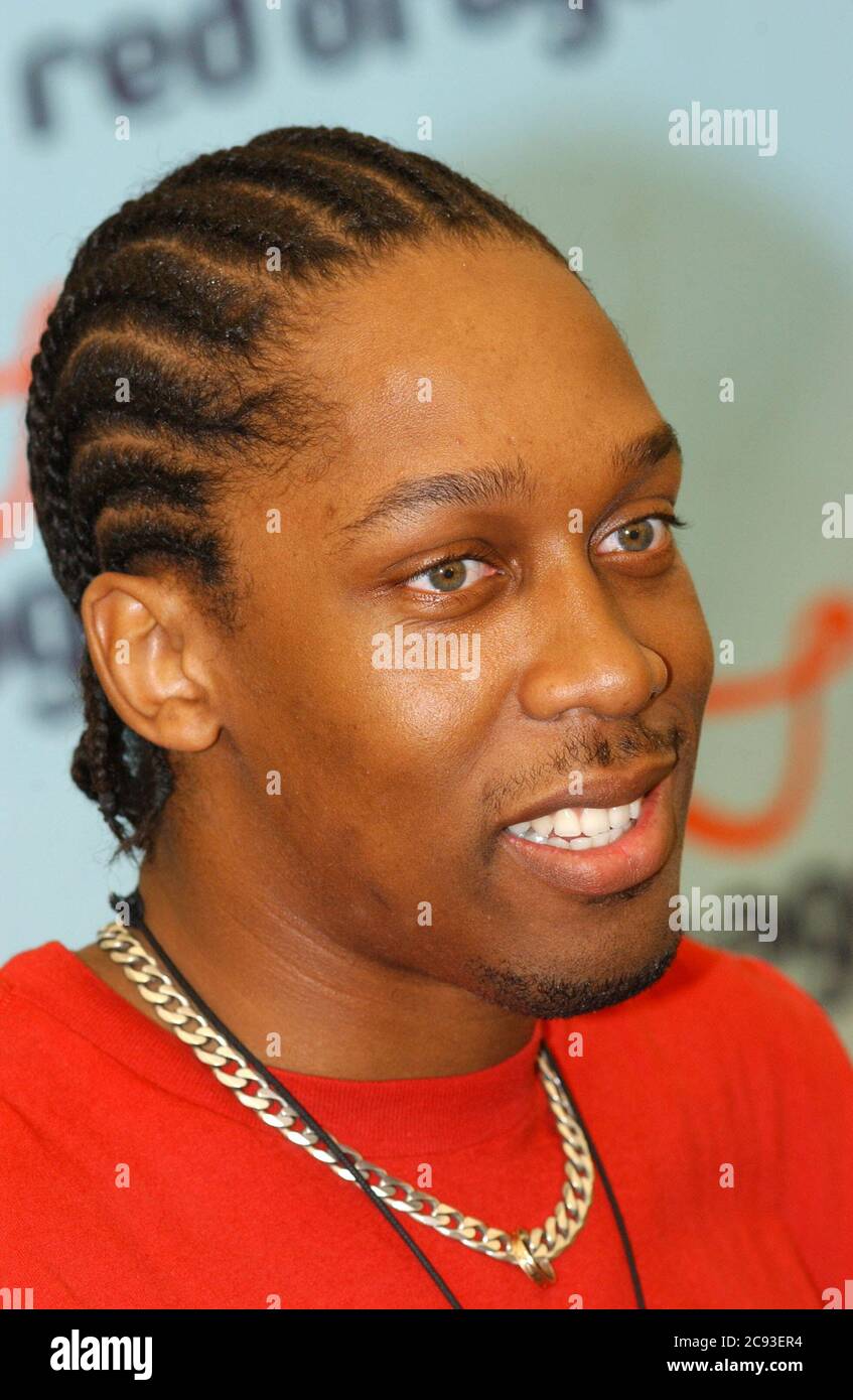 Lemar singer hi-res stock photography and images - Alamy