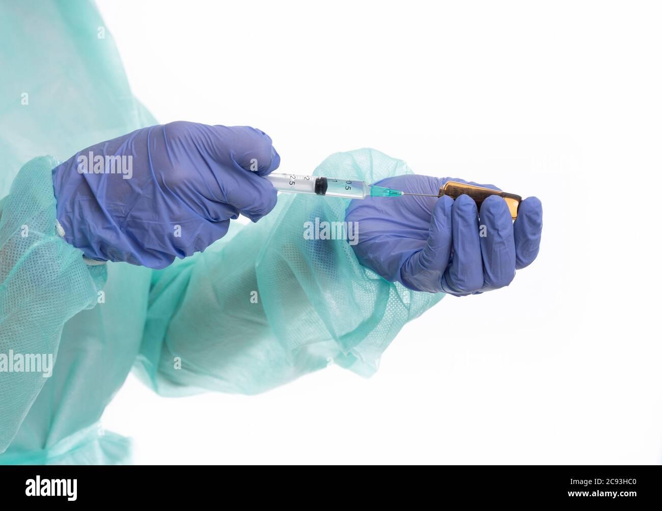 Injection ready intensive care hi-res stock photography and images - Alamy