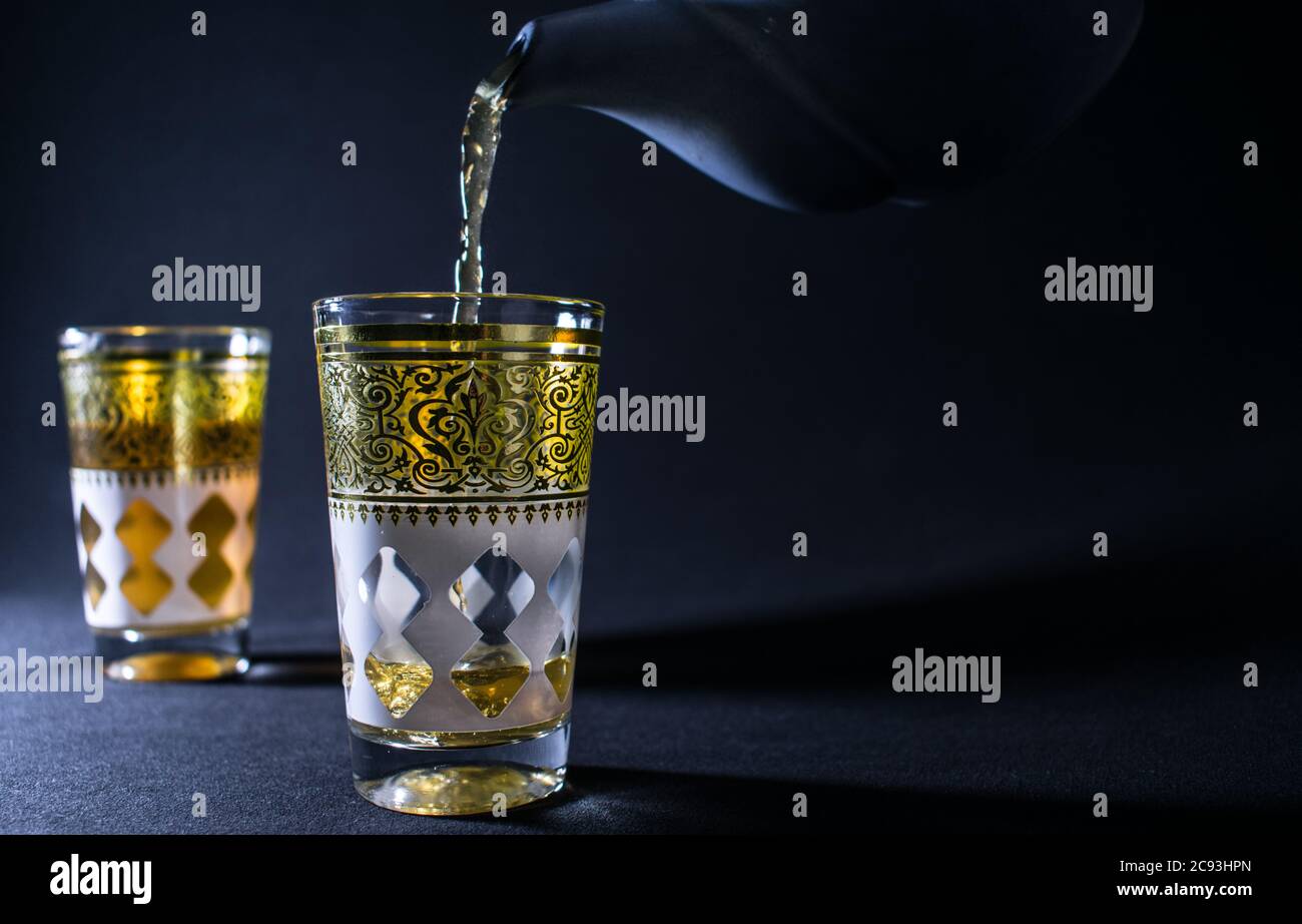 Chinese tea glasses hi-res stock photography and images - Alamy