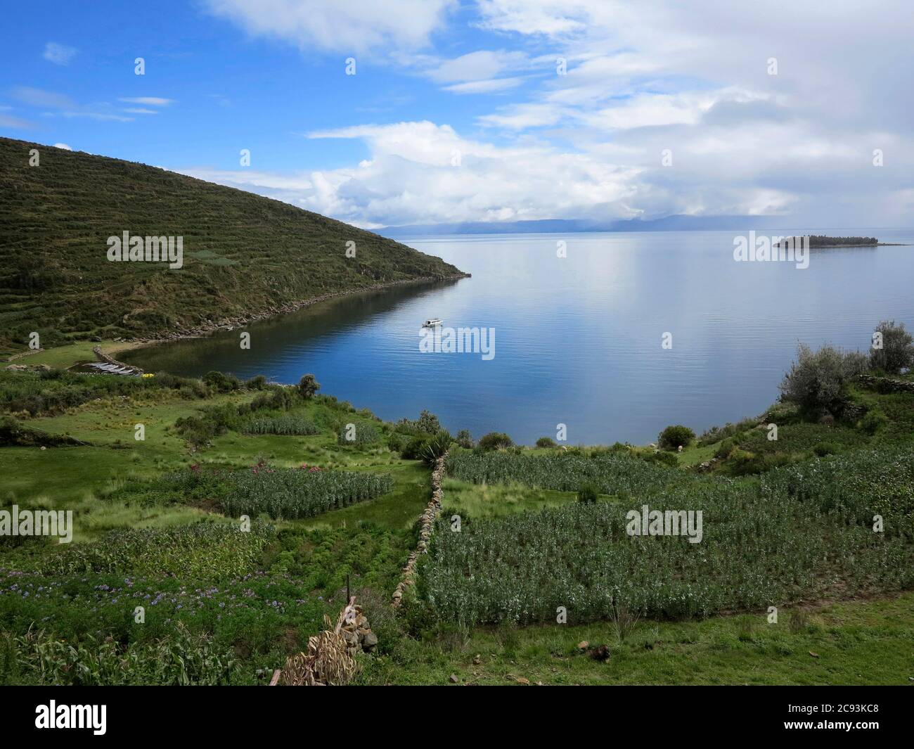 Lake Titicaca, straddling the border between Peru and Bolivia in the ...