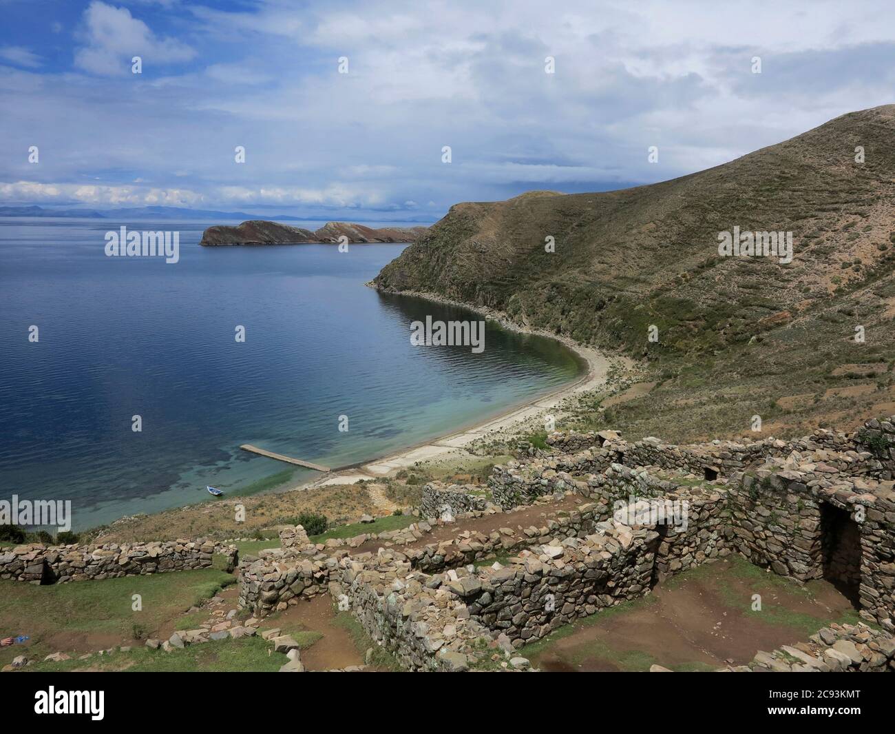 Lake Titicaca, straddling the border between Peru and Bolivia in the ...