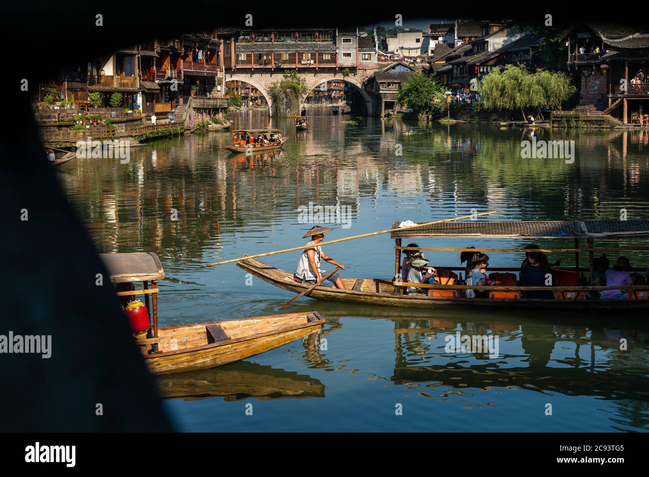 Man wearing traditional conical hat hi-res stock photography and images ...