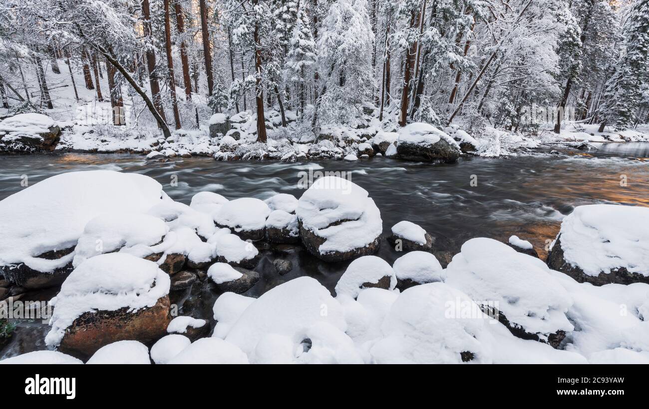 Snowy merced river in yosemite hi-res stock photography and images - Alamy